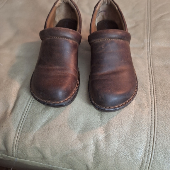 boc | Shoes | Womens Boc Brown Leather Clogs 95 | Poshmark
